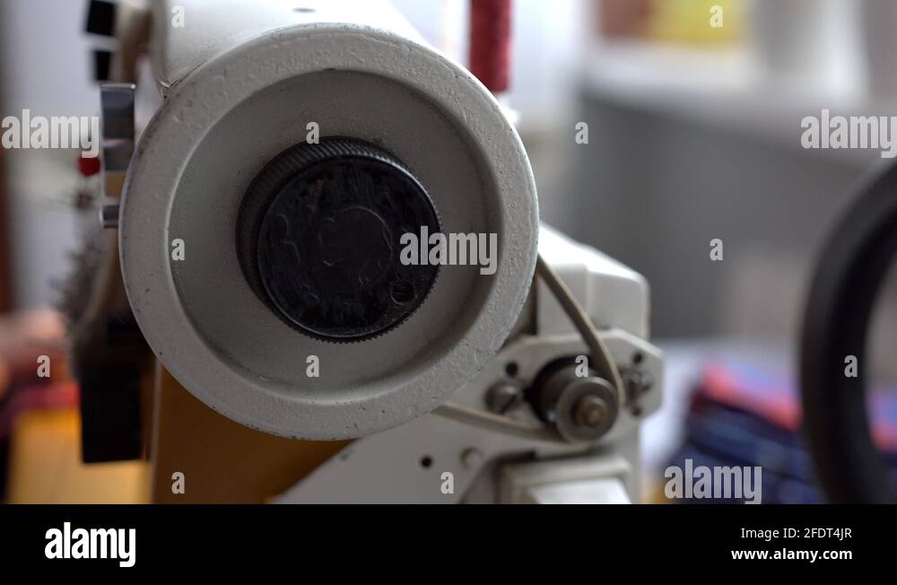 Rotating wheel Stock Videos & Footage - HD and 4K Video Clips - Alamy