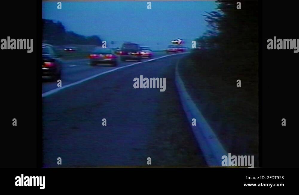 Left curve arrow Stock Videos & Footage - HD and 4K Video Clips - Alamy