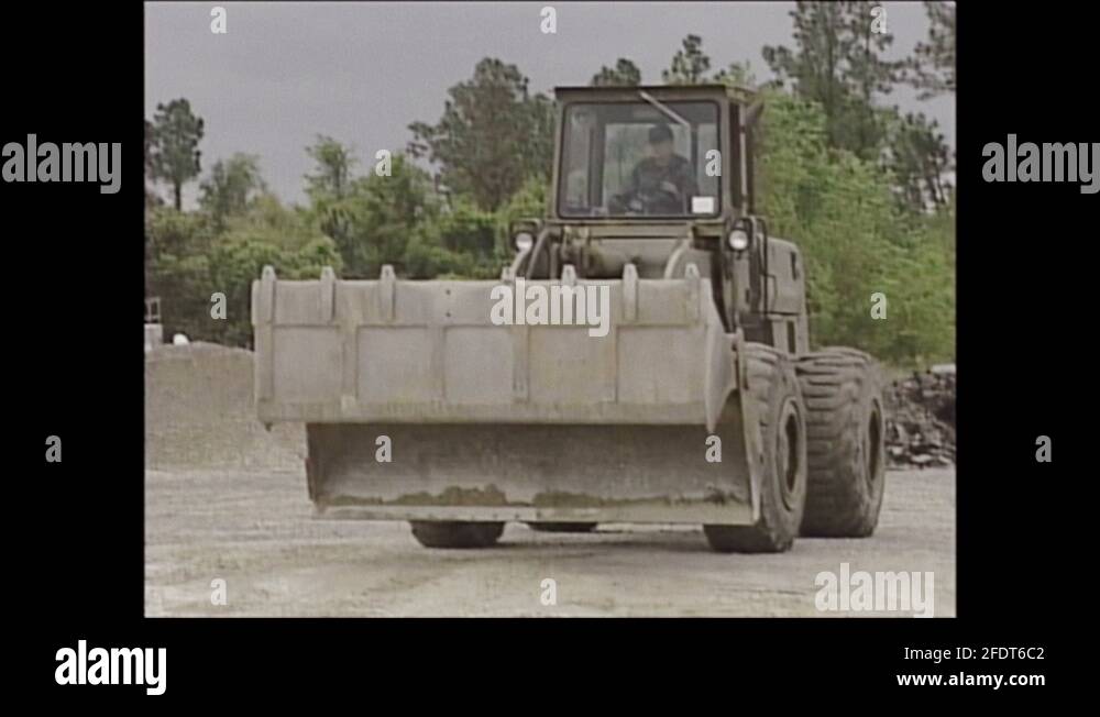 Front end loader machine Stock Videos & Footage - HD and 4K Video Clips ...