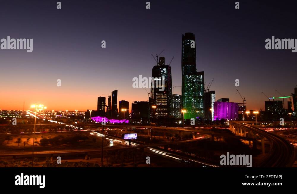 Riyadh saudi arabia aerial night Stock Videos & Footage - HD and 4K ...
