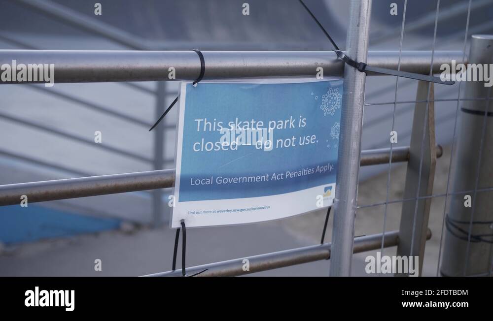 Metal Fence With Sign - Bondi Skate Park Closed - Do Not Use Signage ...
