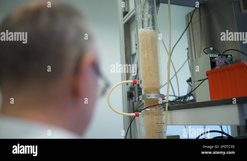 Lab technician testing Stock Videos & Footage - HD and 4K Video Clips ...