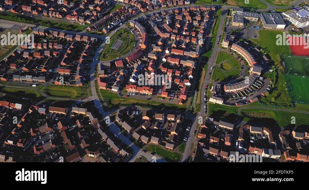 Crowded housing Stock Videos & Footage - HD and 4K Video Clips - Alamy