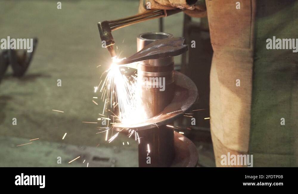 Engineering plant Stock Videos & Footage - HD and 4K Video Clips - Alamy
