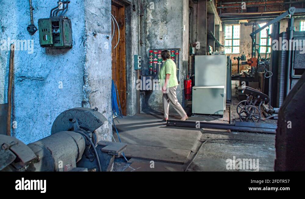 Old time machine Stock Videos & Footage - HD and 4K Video Clips - Alamy