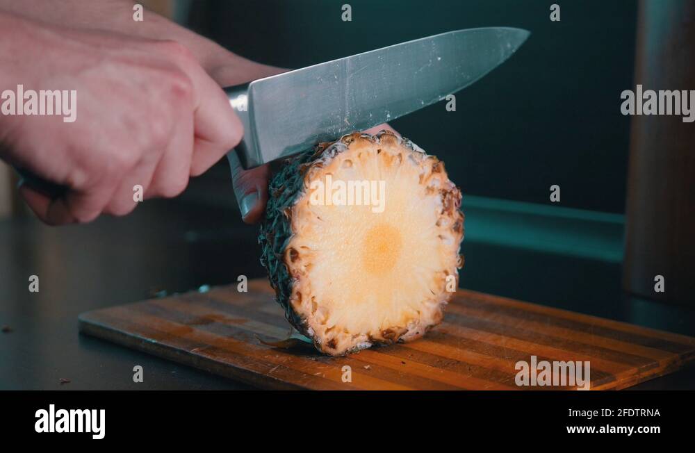 Sharp pineapple Stock Videos & Footage - HD and 4K Video Clips - Alamy
