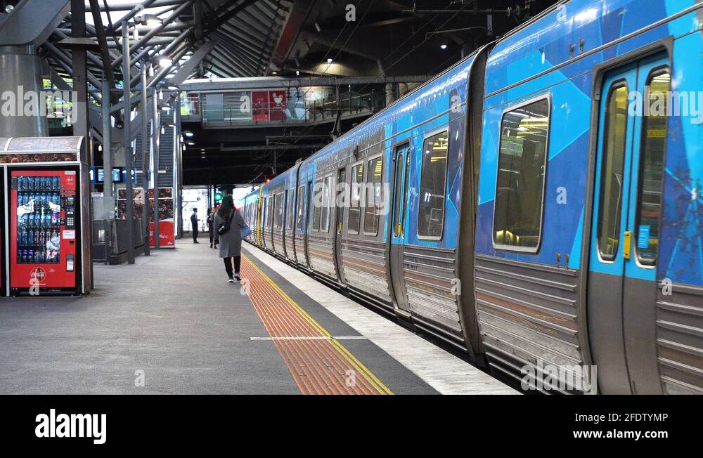 Train melbourne to sydney Stock Videos & Footage - HD and 4K Video ...