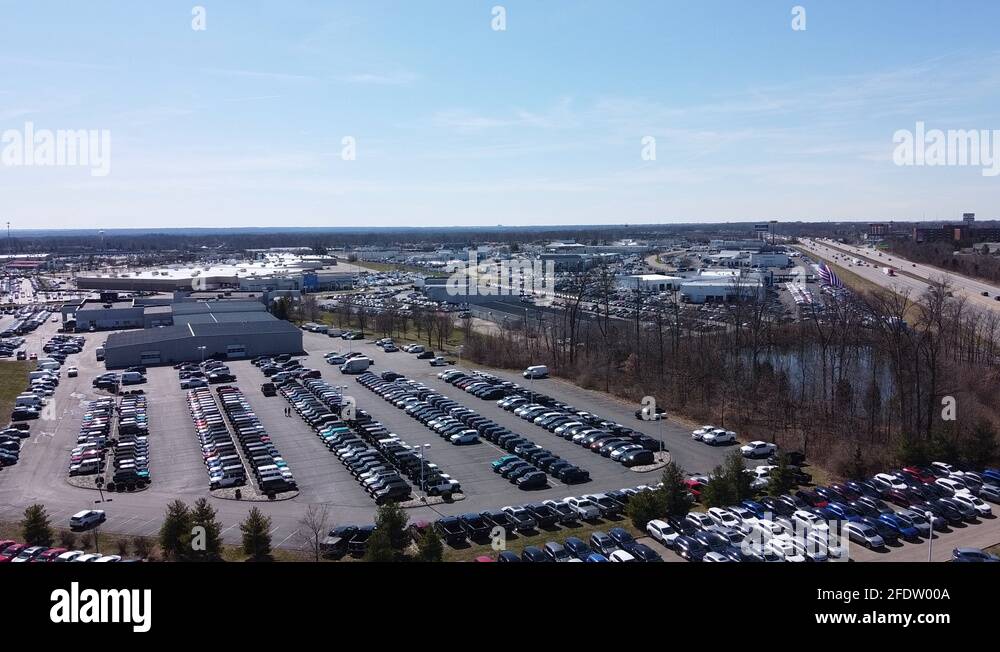 Car park aerial mall america Stock Videos & Footage - HD and 4K Video ...