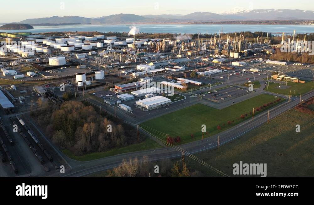 Aerial / drone footage of the Marathon Anacortes Oil Refinery off ...