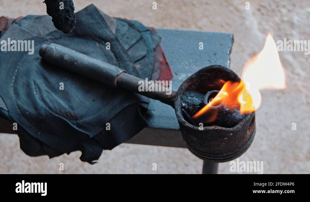 Vulcanizing Stock Videos & Footage - HD and 4K Video Clips - Alamy