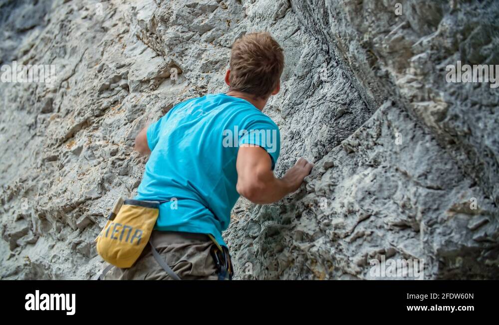 Bouldering outdoors Stock Videos & Footage - HD and 4K Video Clips - Alamy