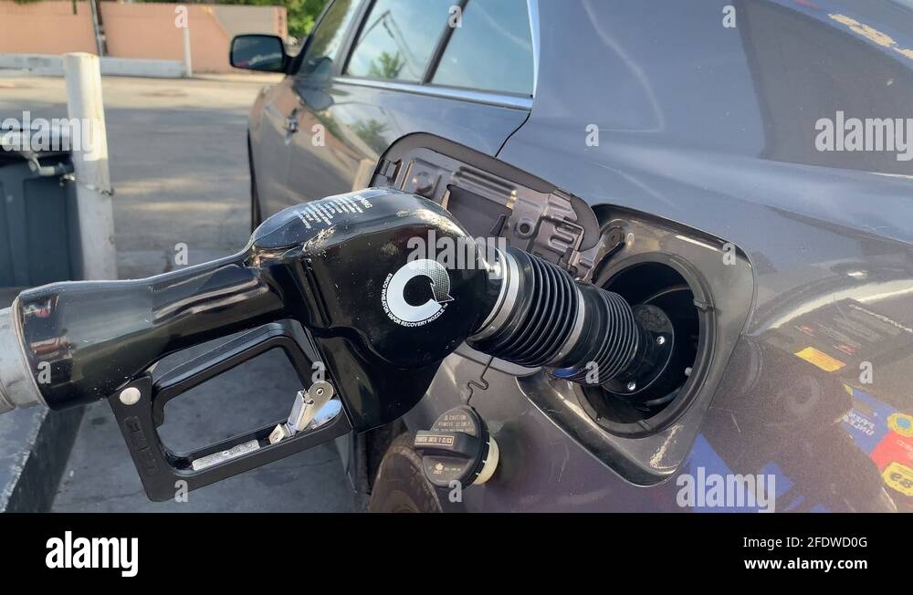 Filling up gas Stock Videos & Footage - HD and 4K Video Clips - Alamy