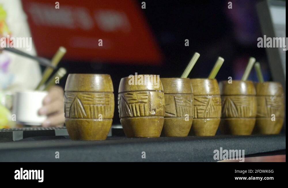 Row stick Stock Videos & Footage - HD and 4K Video Clips - Alamy