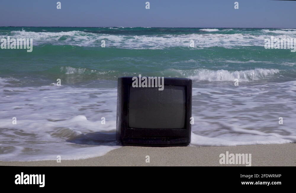Tv sea waves Stock Videos & Footage - HD and 4K Video Clips - Alamy
