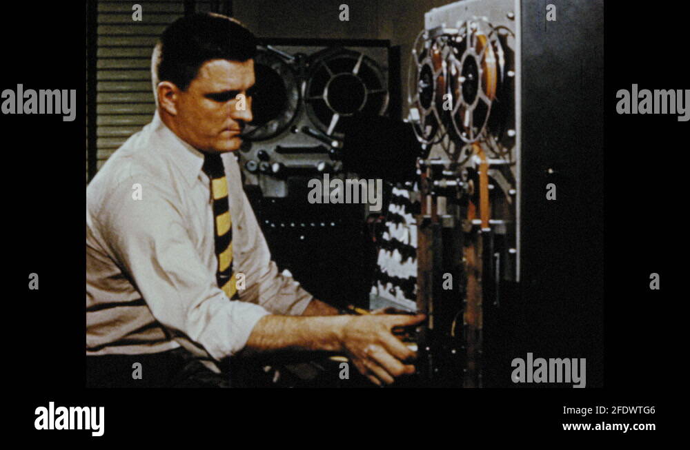 1950s office filing Stock Videos & Footage - HD and 4K Video Clips - Alamy