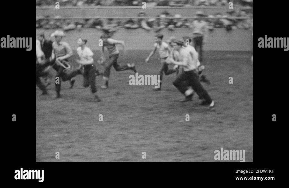 Calves people Stock Videos & Footage - HD and 4K Video Clips - Alamy