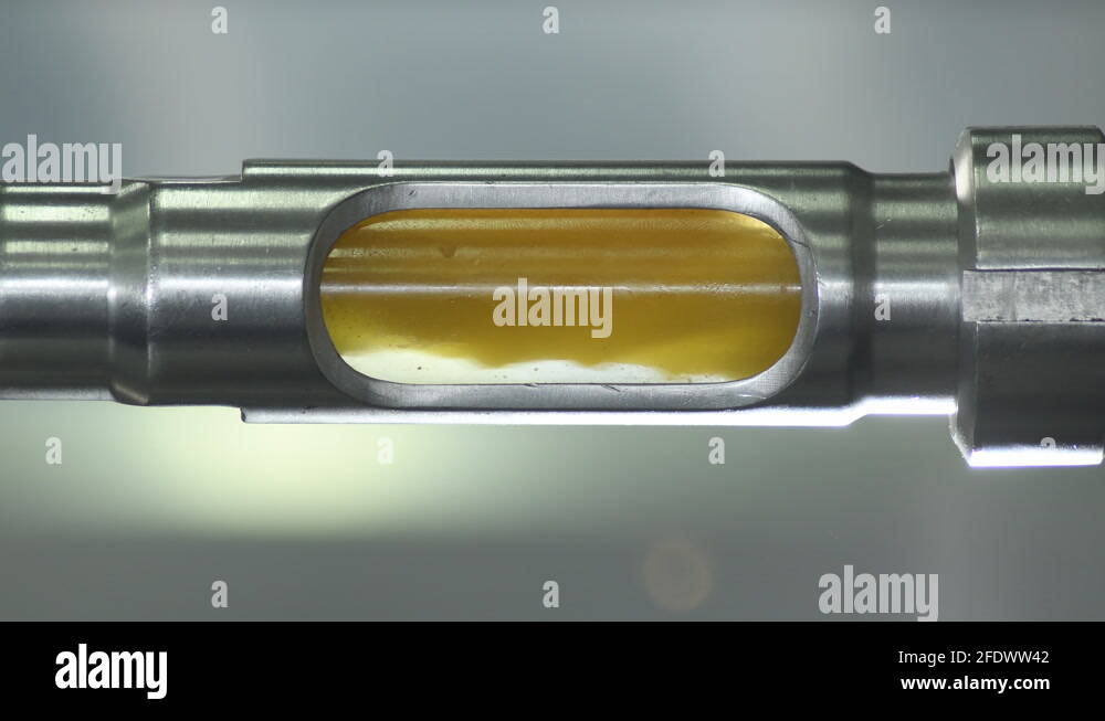 Oil flow meter Stock Videos & Footage - HD and 4K Video Clips - Alamy