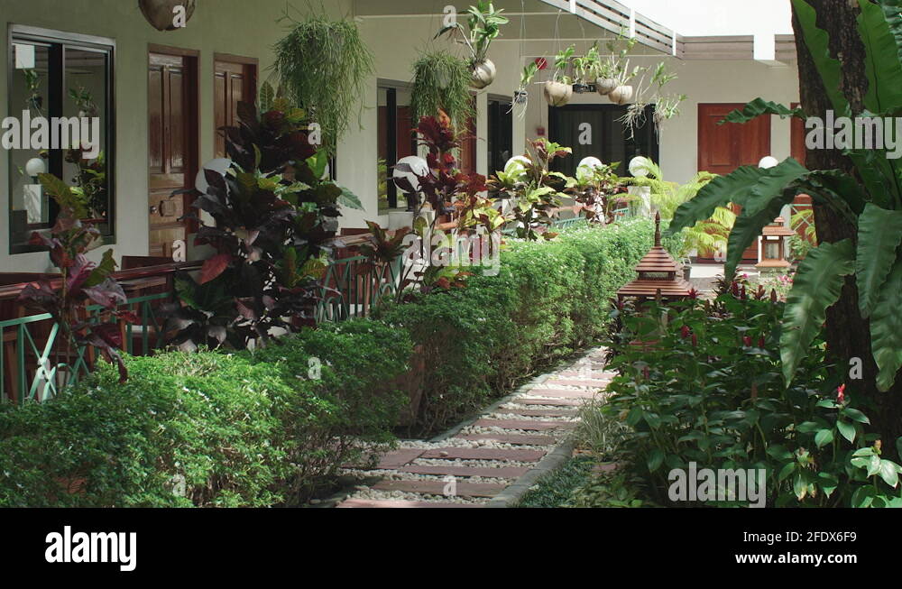 Garden corridor Stock Videos & Footage - HD and 4K Video Clips - Alamy