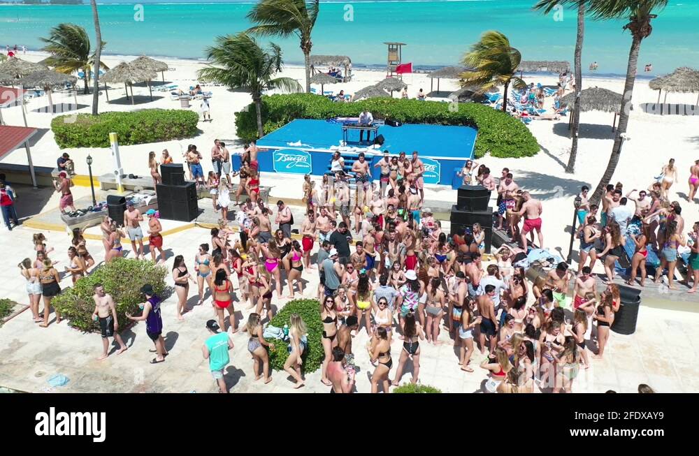 Bahamas beach party Stock Videos & Footage - HD and 4K Video Clips - Alamy