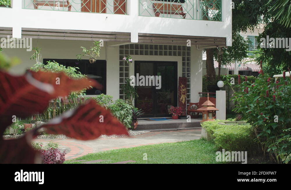 Tropical doors Stock Videos & Footage - HD and 4K Video Clips - Alamy