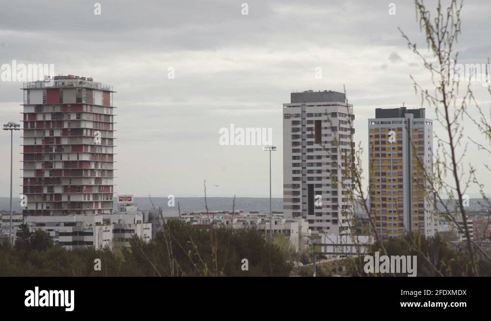 Clouds and cloudy buildings Stock Videos & Footage - HD and 4K Video ...