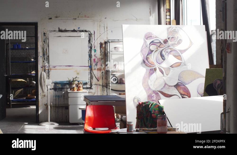 Contemporary artist studio Stock Videos & Footage - HD and 4K Video ...