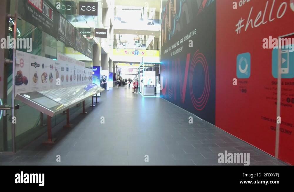 Crowded path way Stock Videos & Footage - HD and 4K Video Clips - Alamy