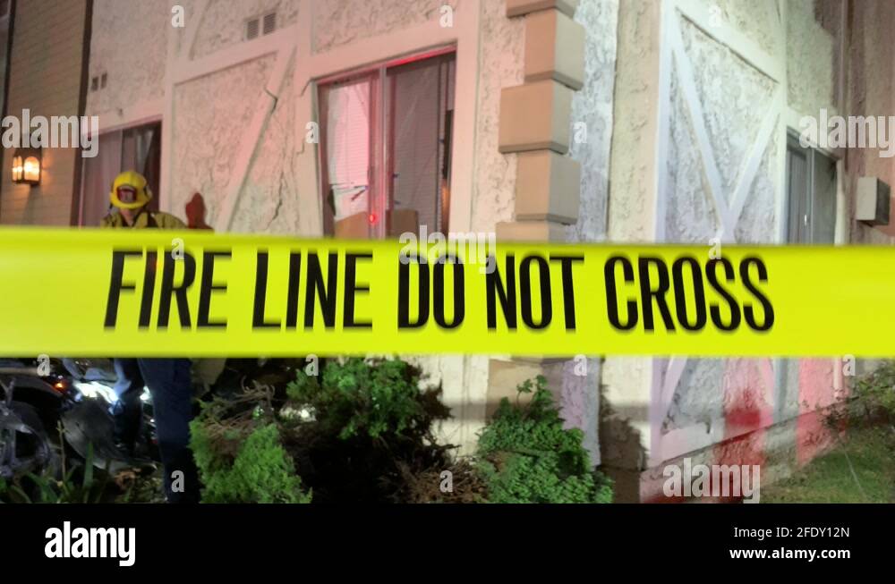 Crime scene building Stock Videos & Footage - HD and 4K Video Clips - Alamy