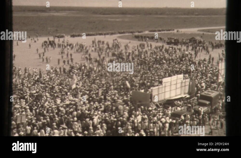 Crowd of Spectators at Cuban Armed Forces - Cuban Military Parade ...