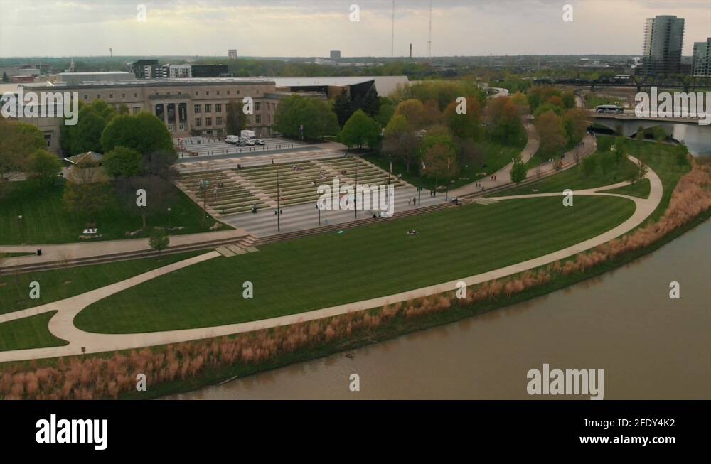 Leading edge architecture Stock Videos & Footage - HD and 4K Video ...