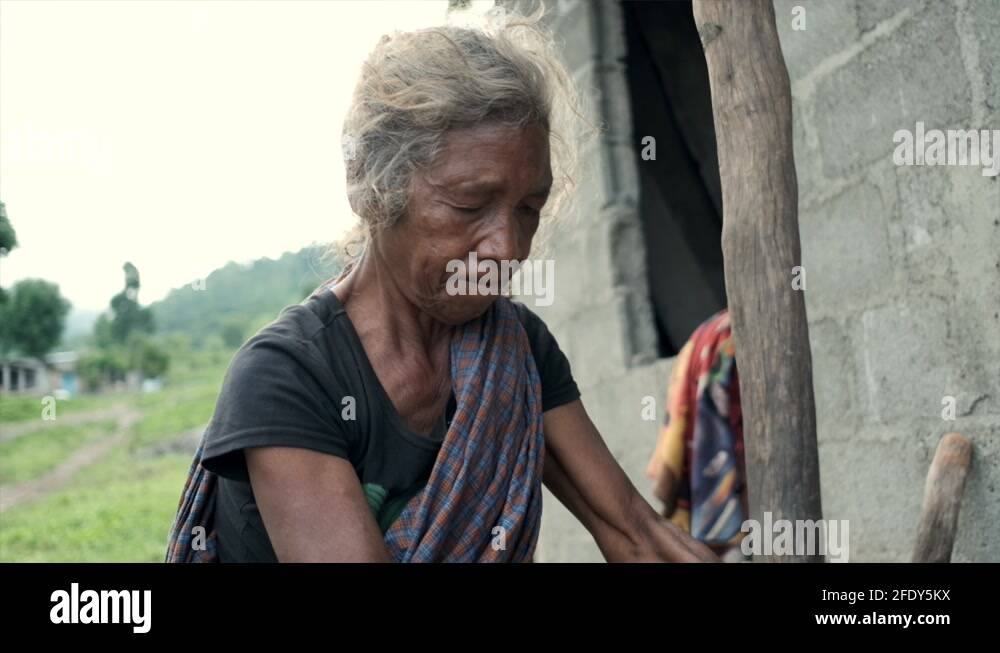 Manual pounding Stock Videos & Footage - HD and 4K Video Clips - Alamy