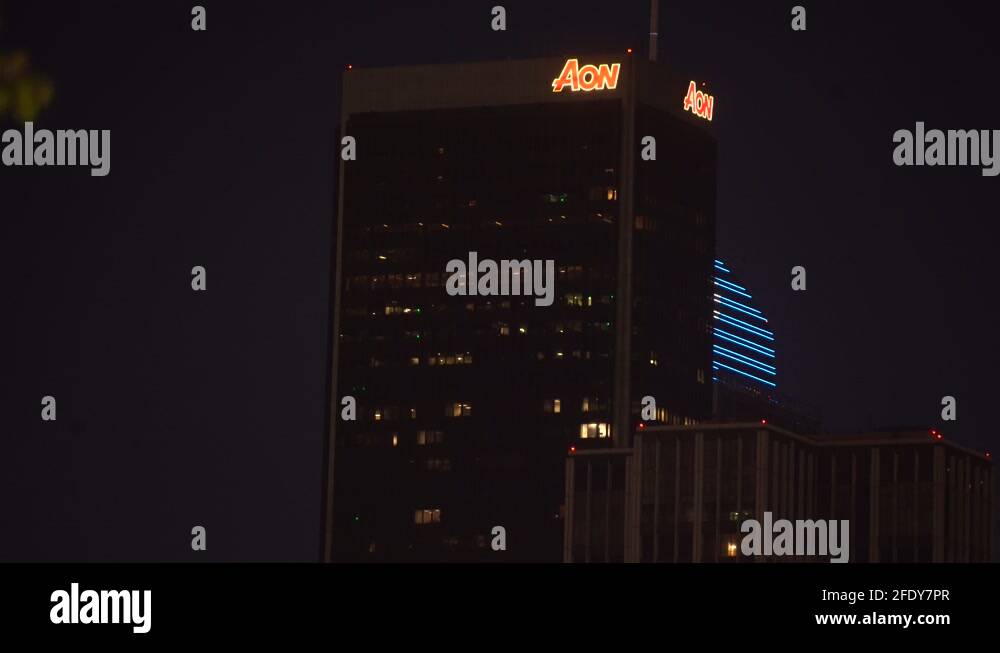 Aon center Stock Videos & Footage - HD and 4K Video Clips - Alamy