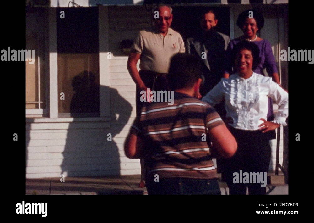 Limp walk Stock Videos & Footage - HD and 4K Video Clips - Alamy