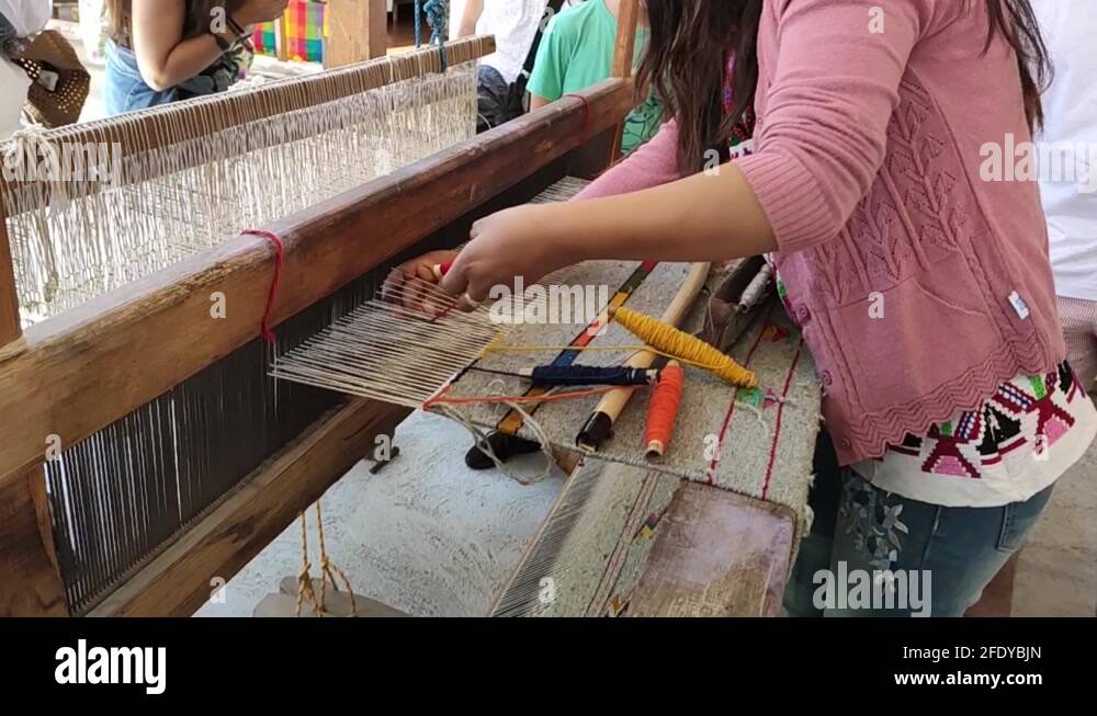 Mexican loom Stock Videos & Footage - HD and 4K Video Clips - Alamy