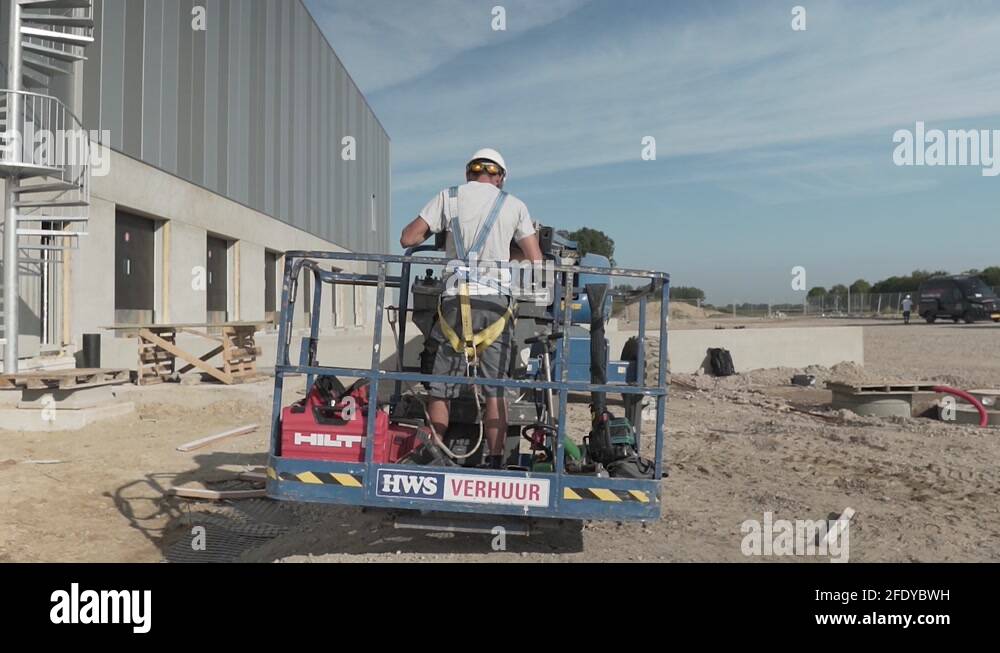 Construction lift basket Stock Videos & Footage - HD and 4K Video Clips ...