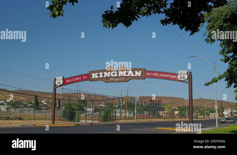 Big welcome sign of Kingman Stock Video Footage - Alamy