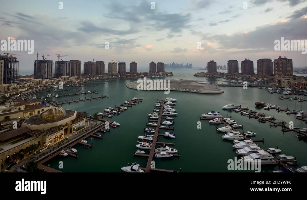 The pearl qatar Stock Videos & Footage - HD and 4K Video Clips - Alamy