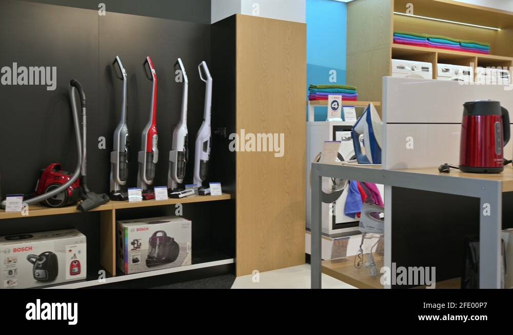 Bosch store Stock Videos & Footage - HD and 4K Video Clips - Alamy
