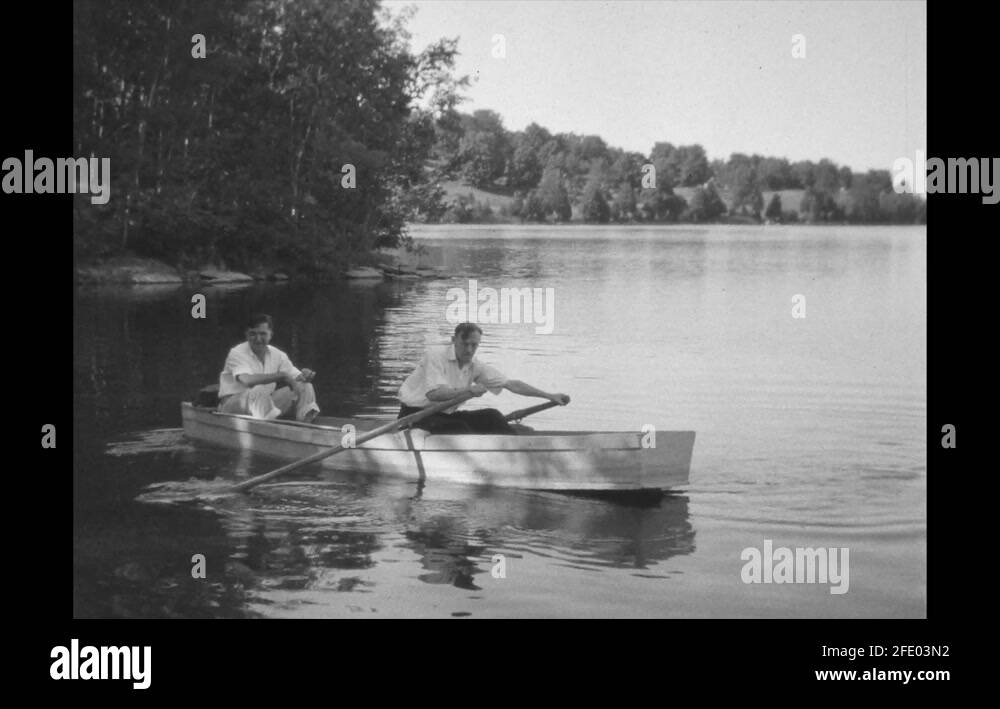 Sit rows Stock Videos & Footage - HD and 4K Video Clips - Alamy