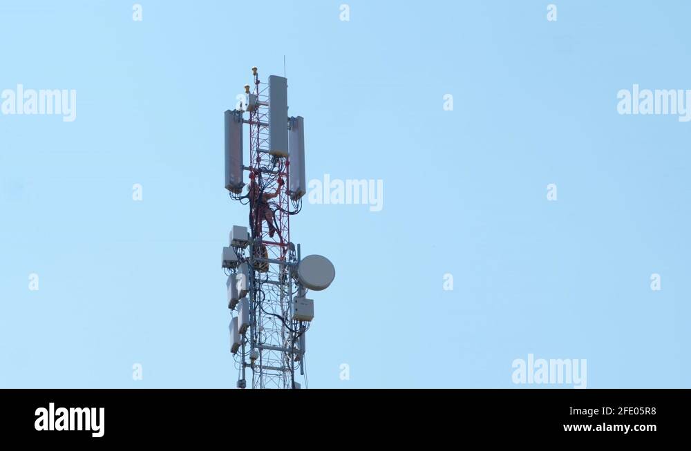 5g network installation Stock Videos & Footage - HD and 4K Video Clips ...