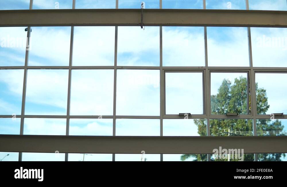 View windows hi Stock Videos & Footage - HD and 4K Video Clips - Alamy
