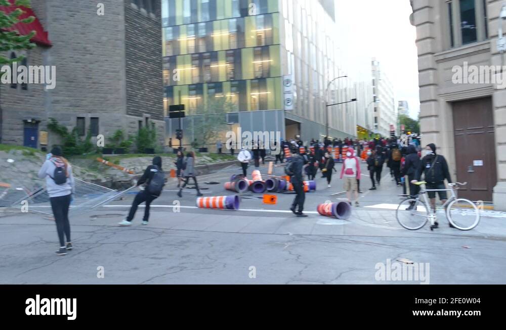 Anti riot fence Stock Videos & Footage - HD and 4K Video Clips - Alamy