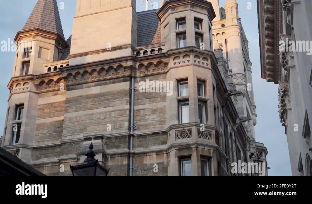 Buiding architecture Stock Videos & Footage - HD and 4K Video Clips - Alamy