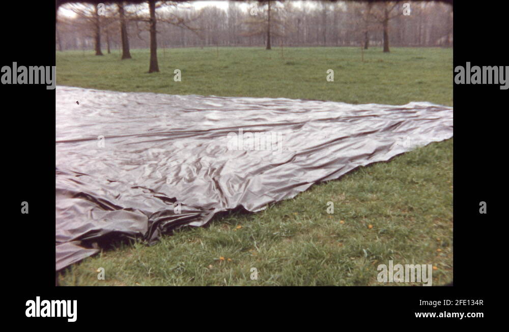 Tarp tarps Stock Videos & Footage - HD and 4K Video Clips - Alamy