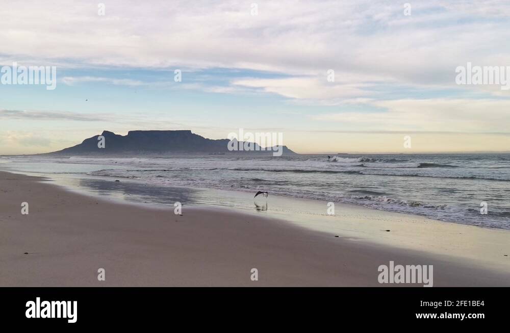 View top of table mountain across table bay Stock Videos & Footage - HD ...