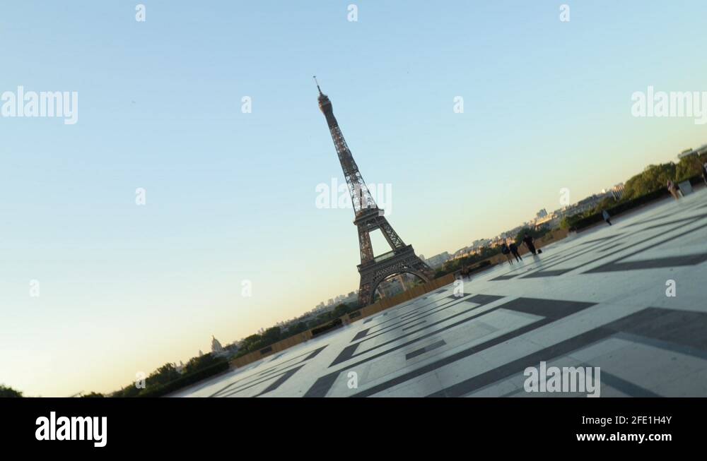 Vertigo eiffel tower Stock Videos & Footage - HD and 4K Video Clips - Alamy