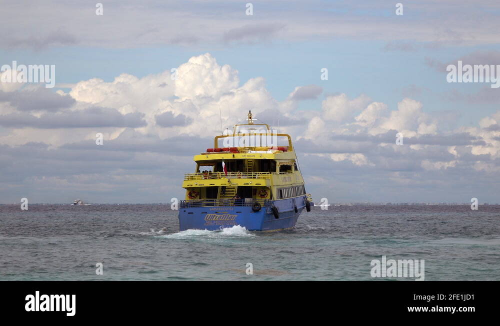 Ferry to cozumel Stock Videos & Footage - HD and 4K Video Clips - Alamy