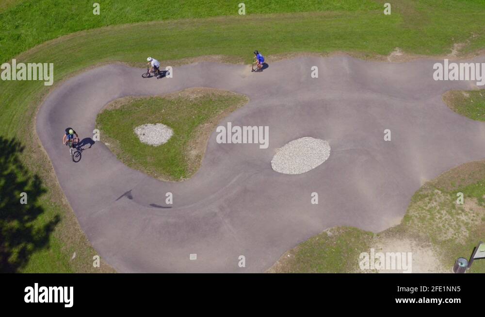 Kids bmx race Stock Videos & Footage - HD and 4K Video Clips - Alamy