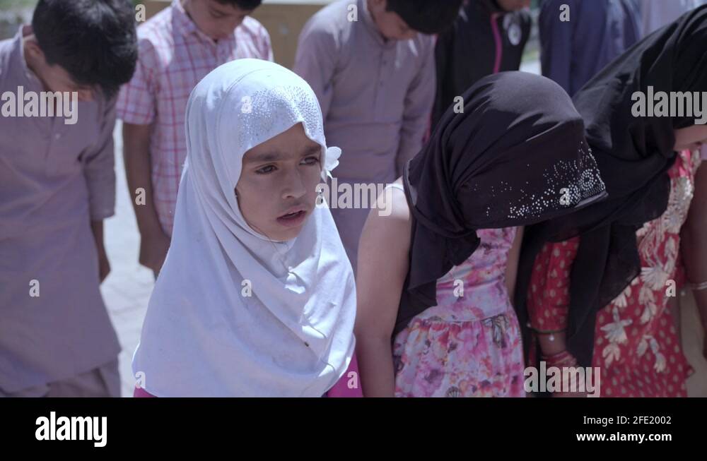 Cute little girl sing Stock Videos & Footage - HD and 4K Video Clips ...