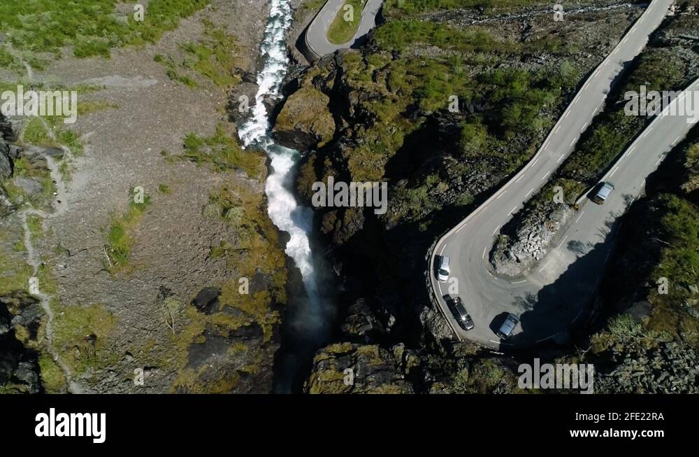 Curved crane Stock Videos & Footage - HD and 4K Video Clips - Alamy